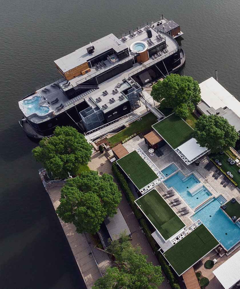 “The Big Chill” (The Toronto Star) - Wing Sze Tang